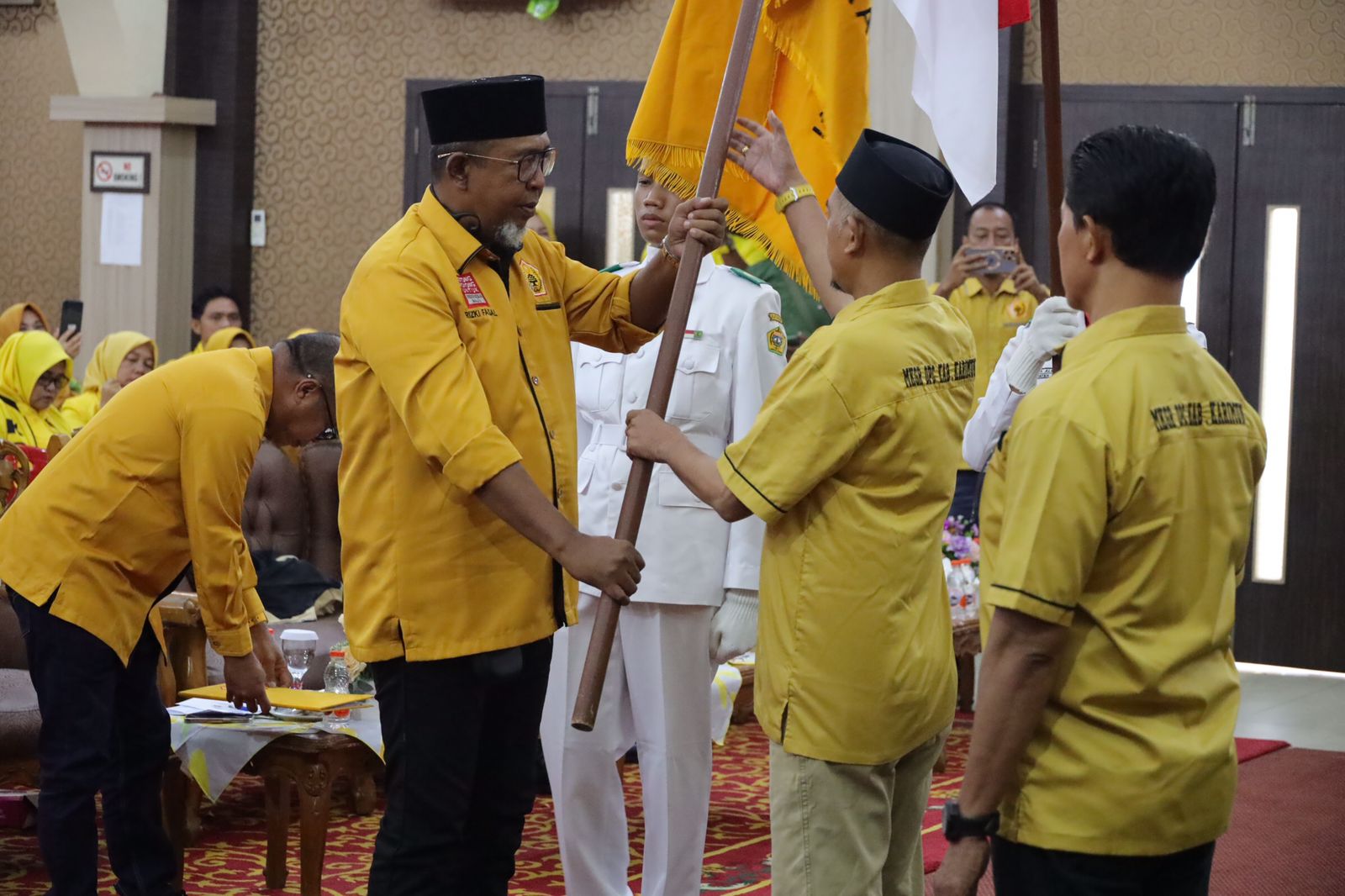 Pelantikan Pengurus DPC Ormas MKGR Karimun 2023-2028 ...