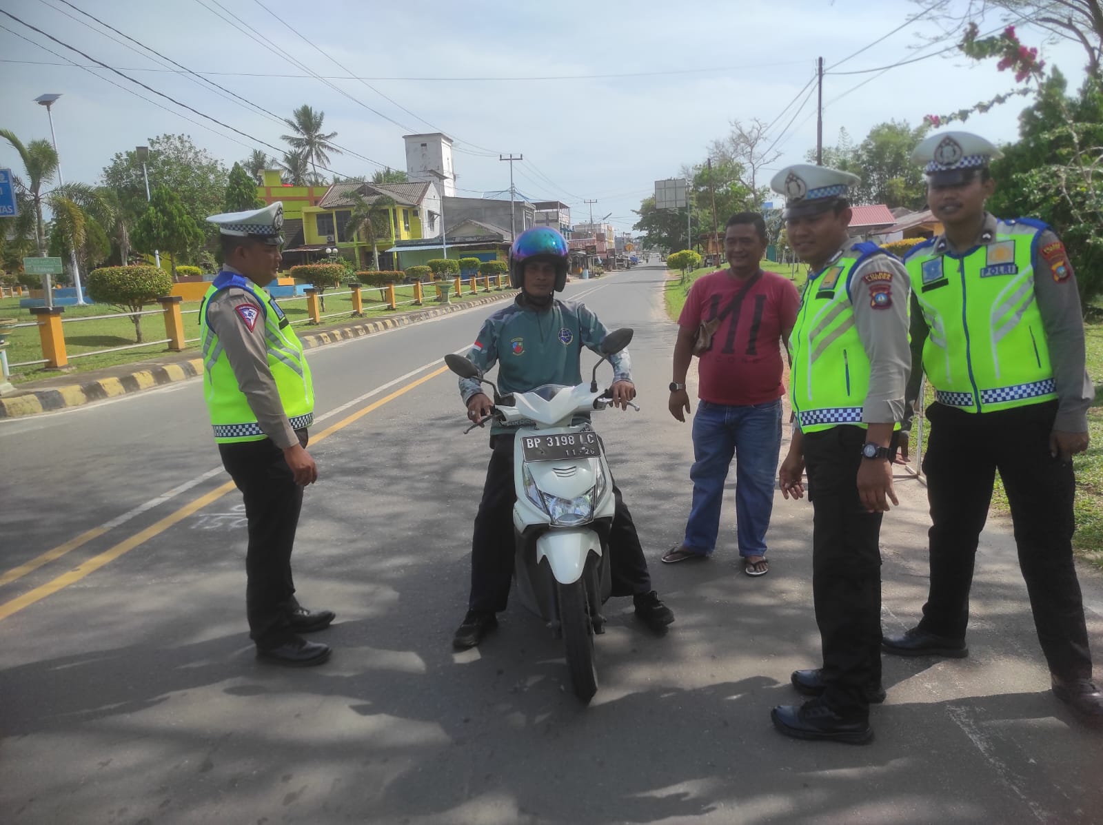 Operasi Keselamatan Seligi 2024, Polres Lingga Konsisten Tindak Pelanggar Lalu Lintas ...